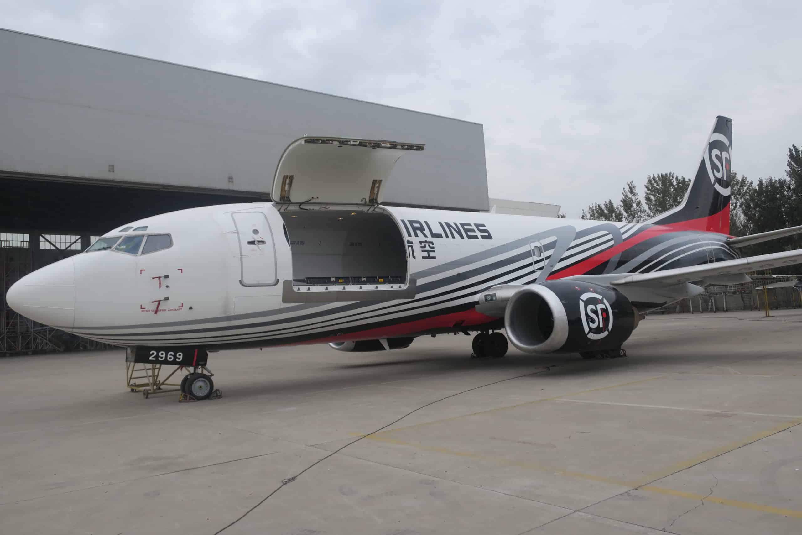 SF Airlines 17th 737-300F 30102 | Cargo Facts