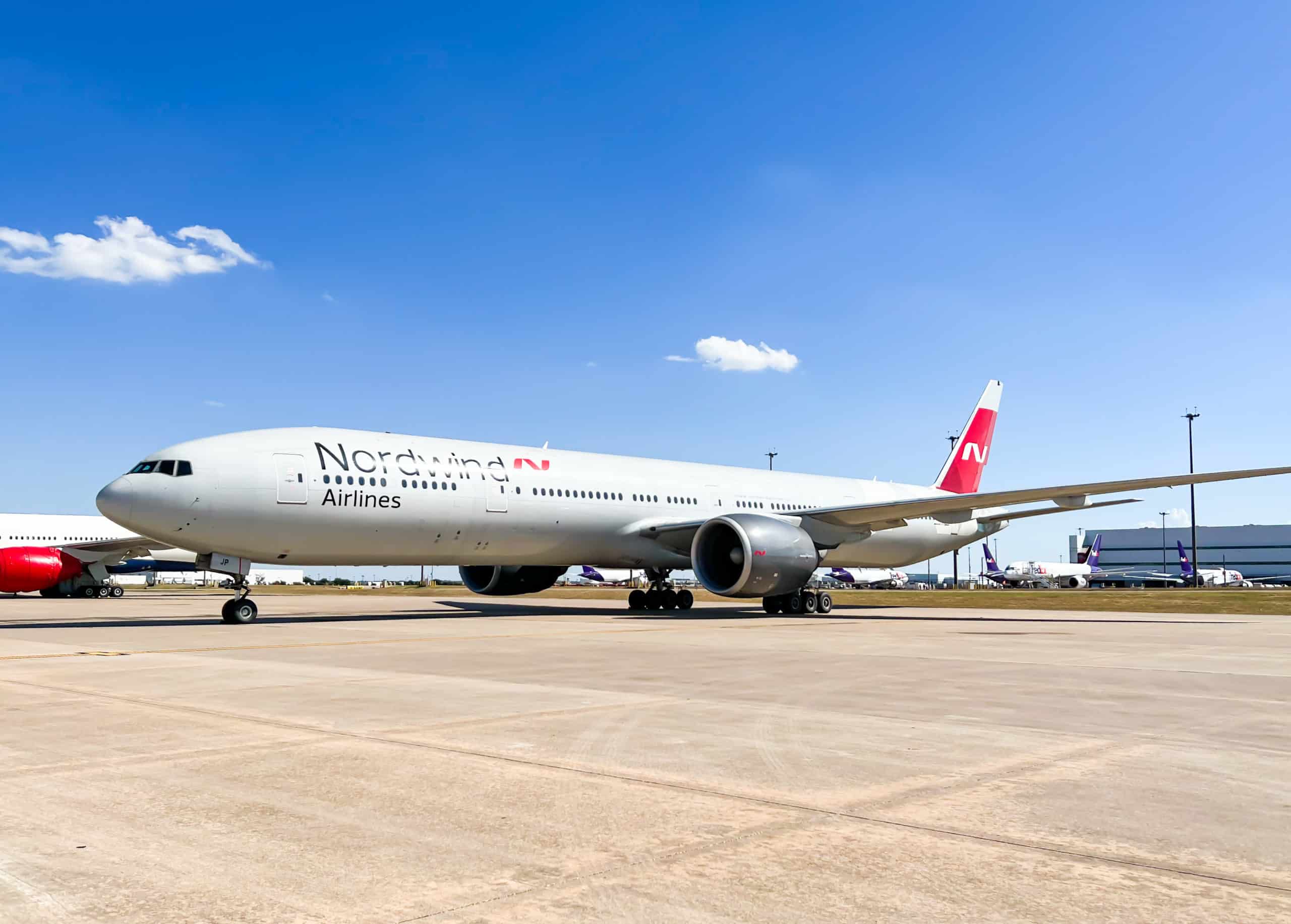 AviaAM Leasing signs as launch customer of Mammoth 777-300ERMF ...