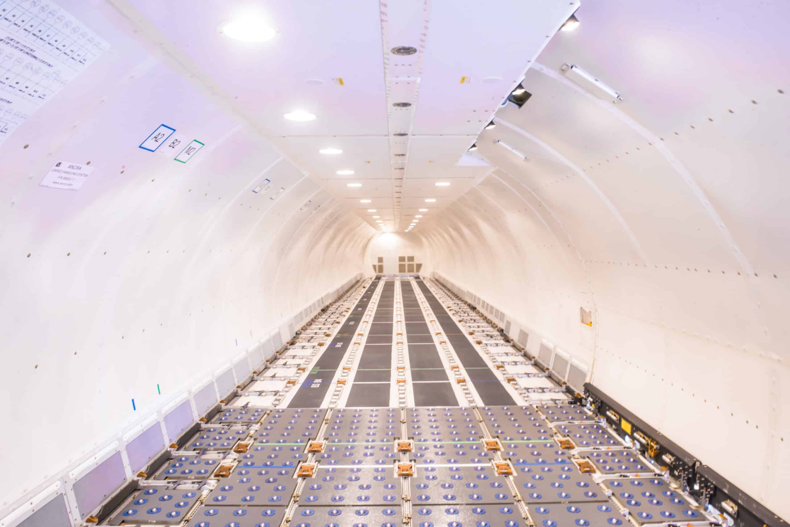 Listen: More 737-800 conversions and a new drone system - Cargo Facts