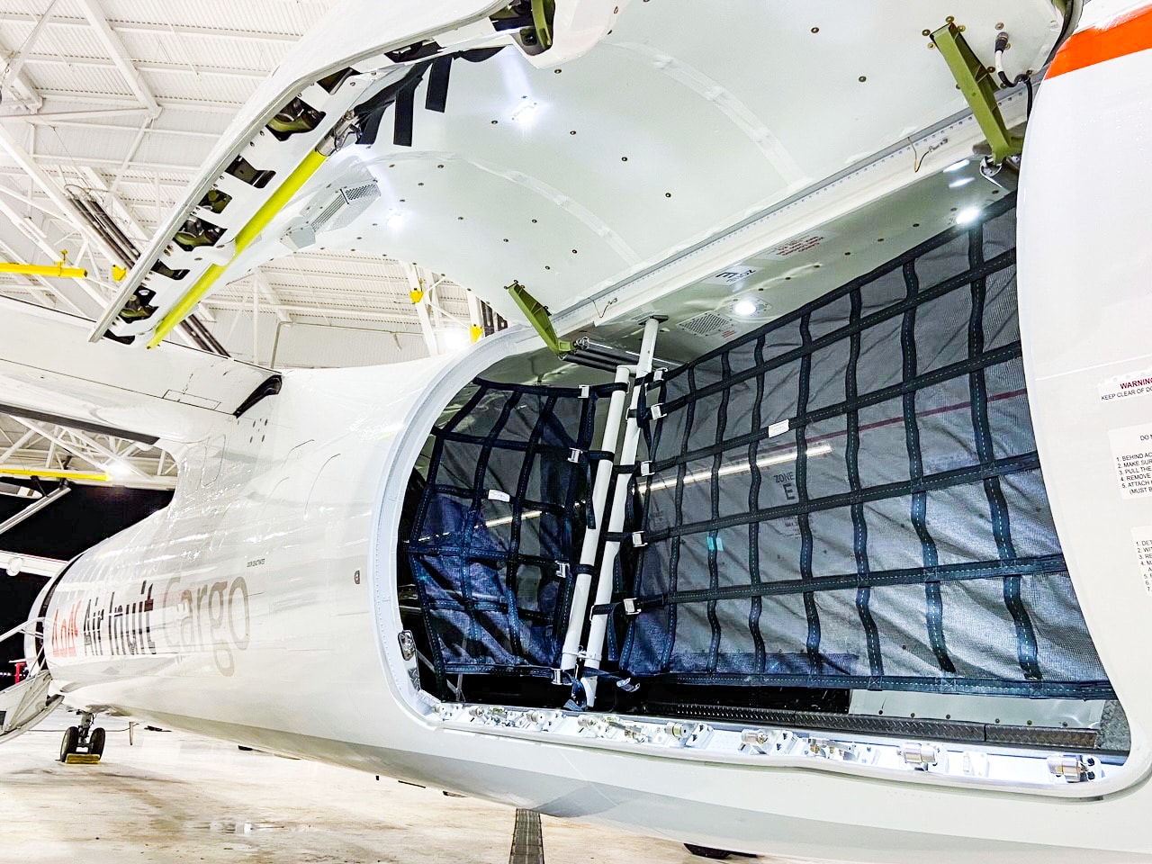 Air Inuit cuts door for second Dash 8-300 freighter - Cargo Facts