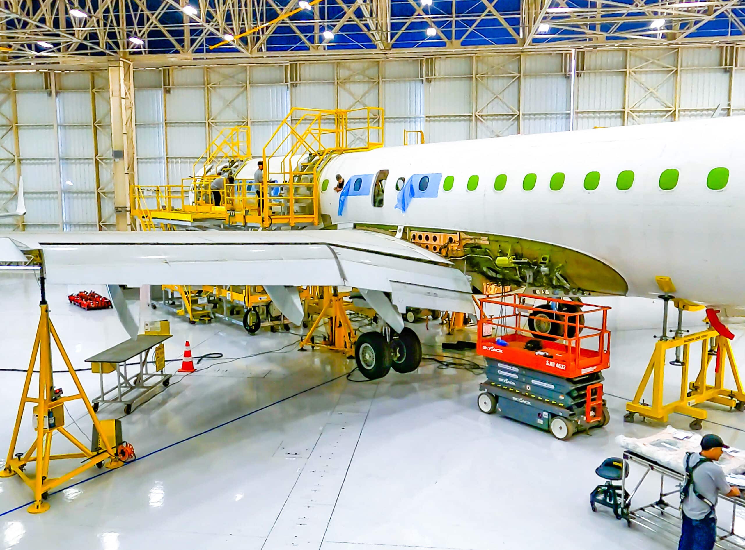 Embraer performs cargo door cut on 1st E-Jet conversion | Cargo Facts