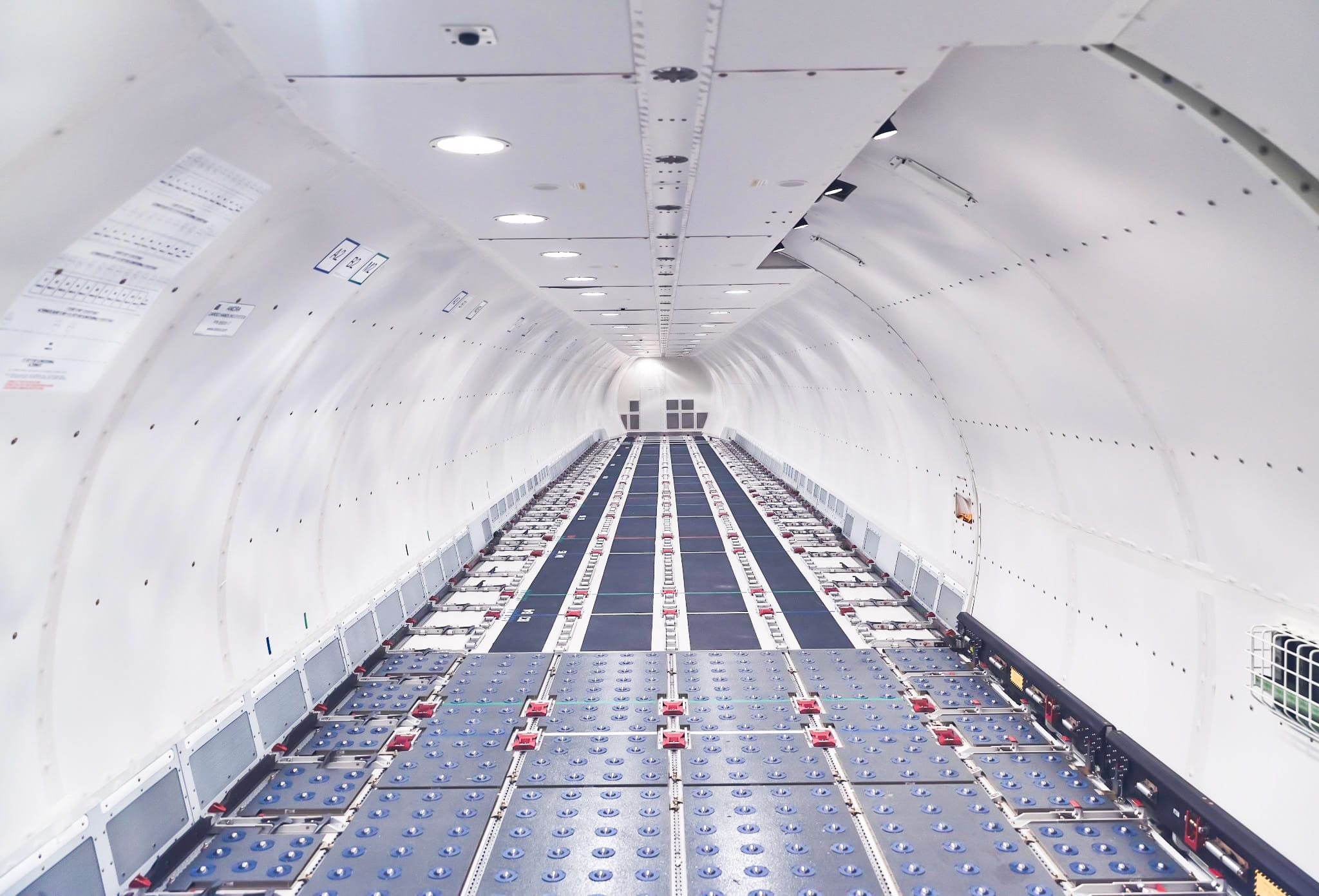 Afcom leases 737-800BCF pair | Cargo Facts